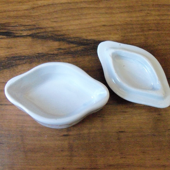 Accents | Vintage Porcelain Mini Trinket Box Ev132 | Poshmark